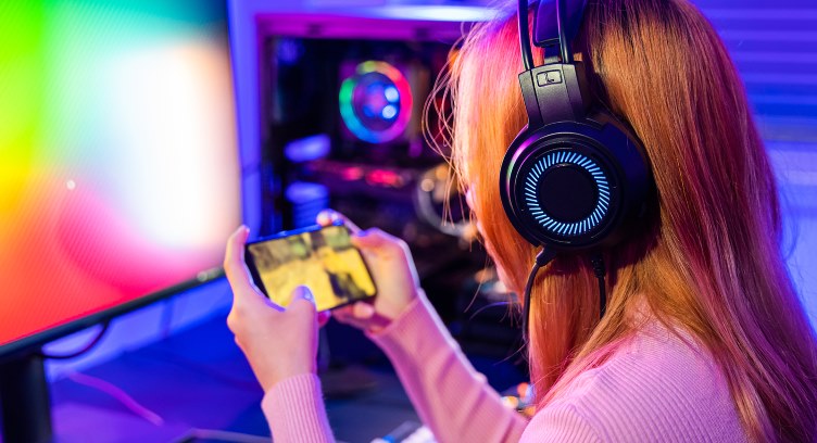 EE Unveils the UK's Premier Broadband Plan Tailored for Advanced Gaming