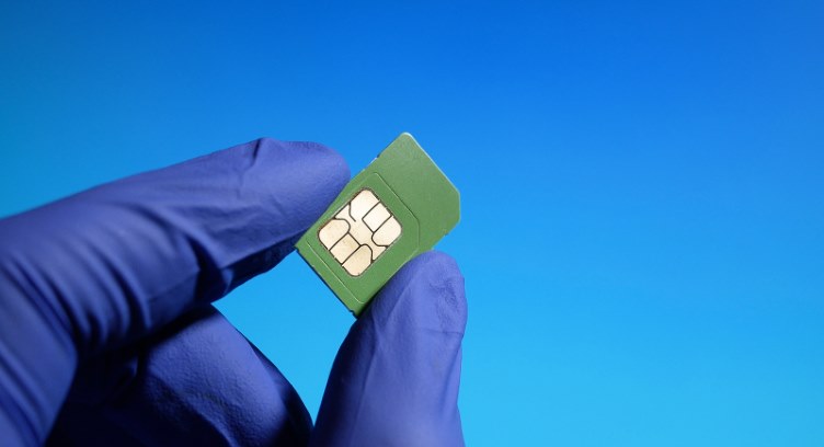 WaveMaker, AT&T Unveil White-Label eSIM Trial App for MVNOs