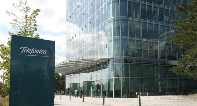 Telefónica, Facebook Team Up to Tackle Digital Divide in Latam